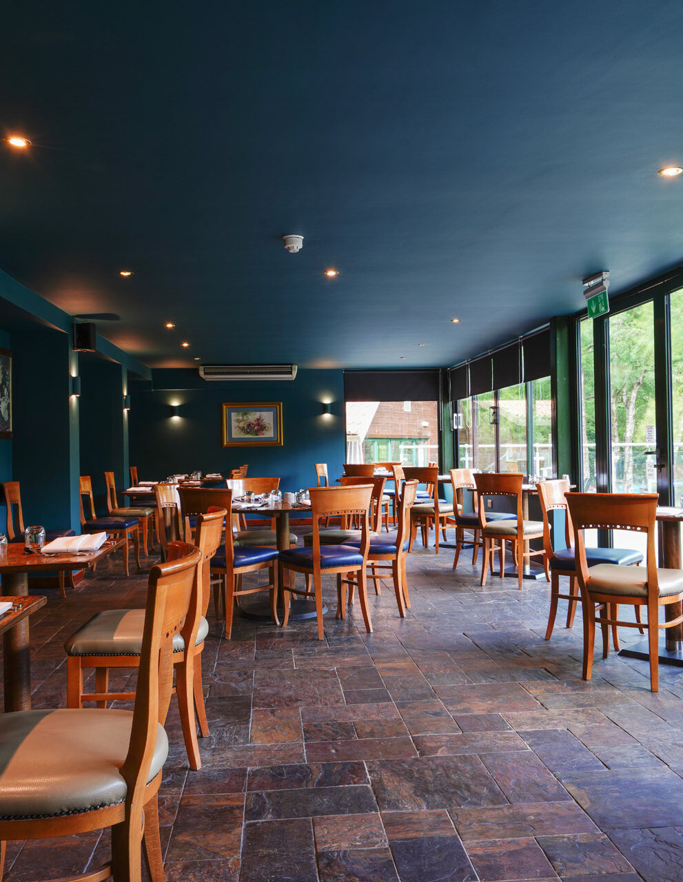 The Lakeside Restaurant | Chevin Country Park Hotel